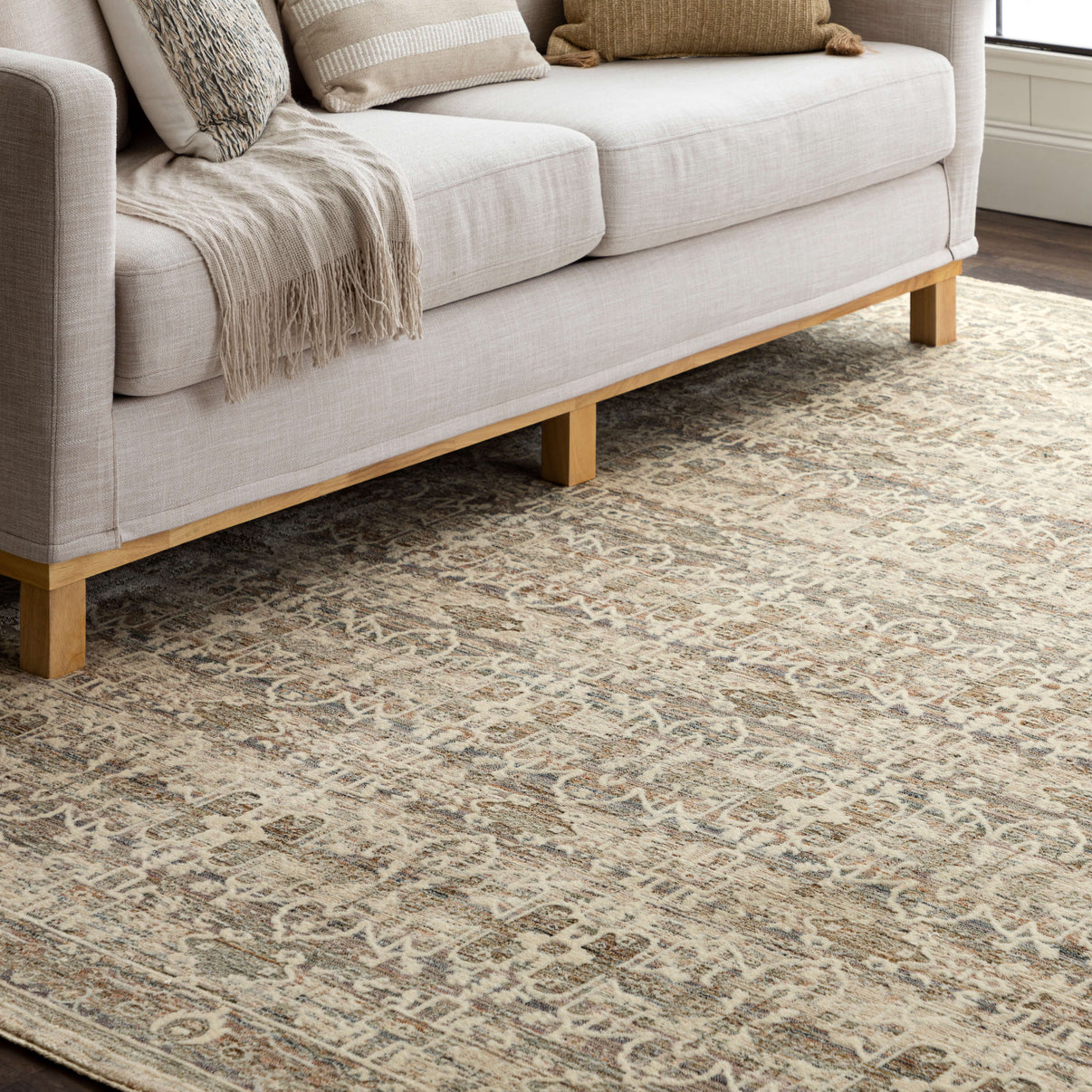 Divina Bliss Grey – Karastan Rugs